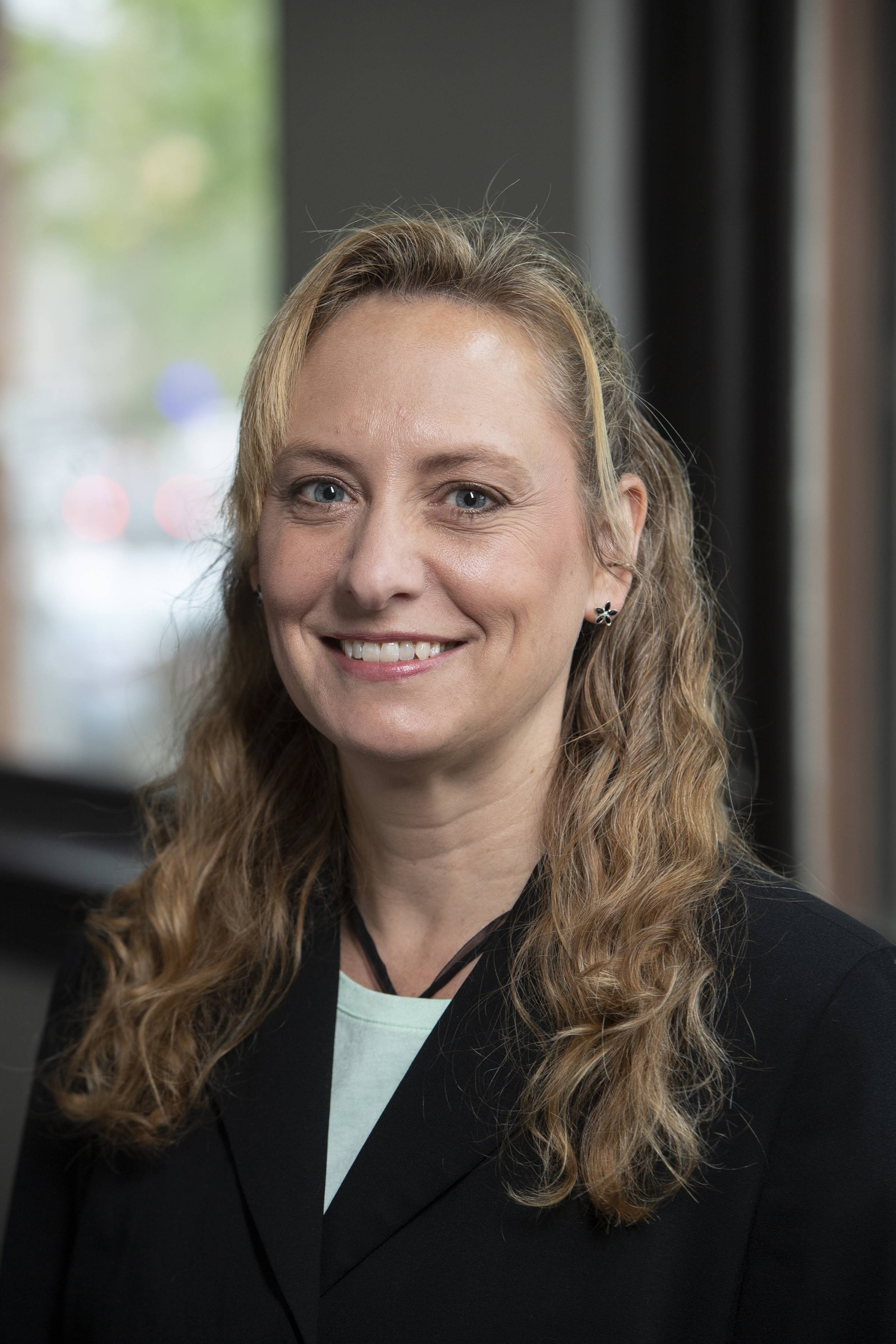 Amy Shelton | Faculty Experts | Hub Amy Shelton | Faculty Experts | Hub